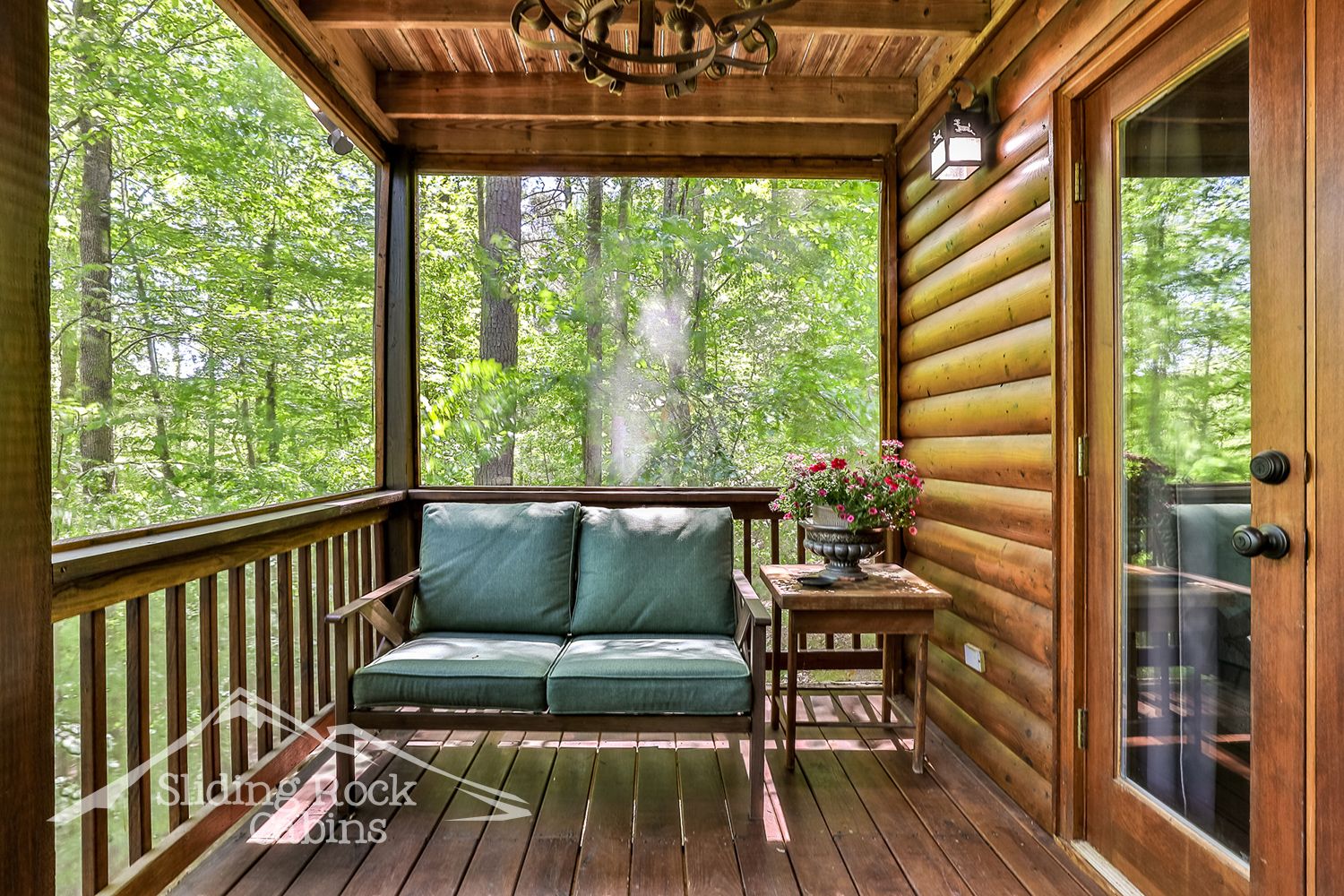 R & R River Retreat | Sliding Rock Cabins®