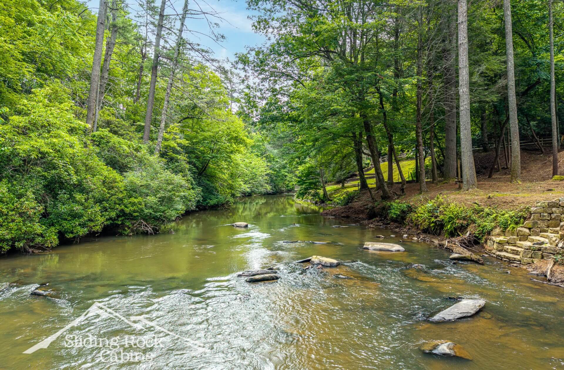 River Dance | Pet Friendly Riverfront Cabin North Georgia | Ellijay ...